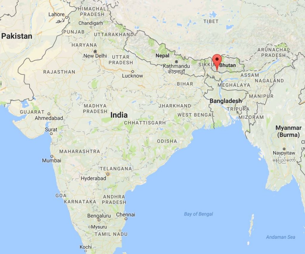 The Journey to Jaigaon | Lark on the Move